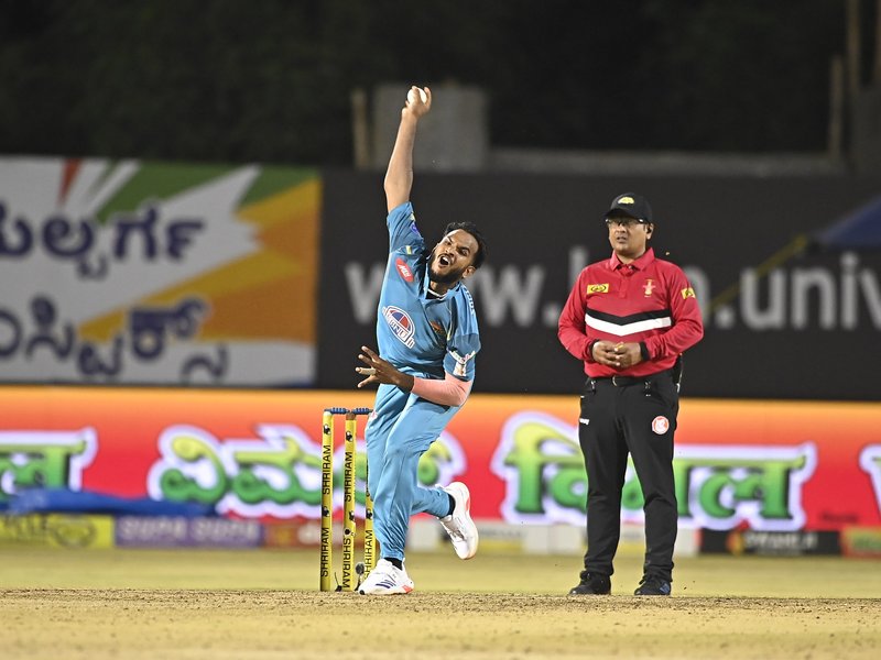 Maharaja Trophy: Smaran powers Gulbarga Mystics to 7-wicket victory ...