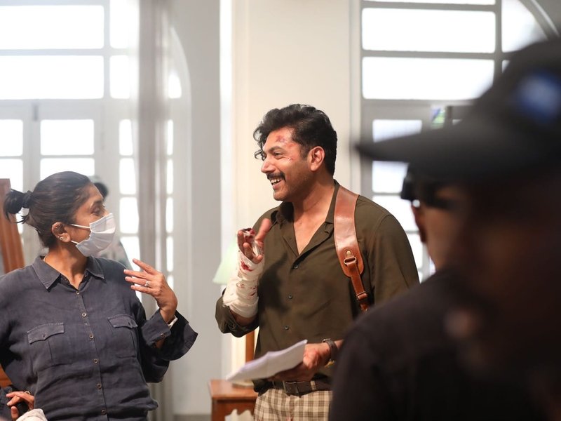 Akshay Kumar reveals who he ‘loves more’