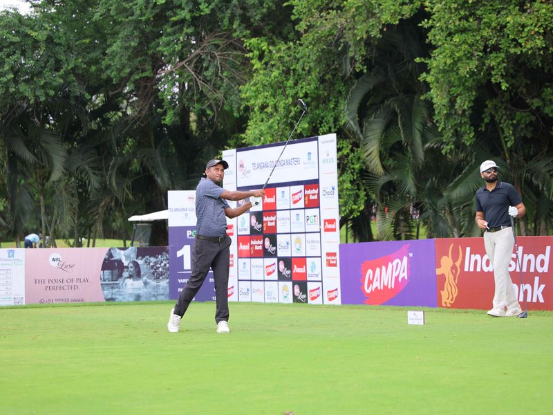 Asia Cup: Pakistan elect to bowl first in must-win game vs Sri Lanka