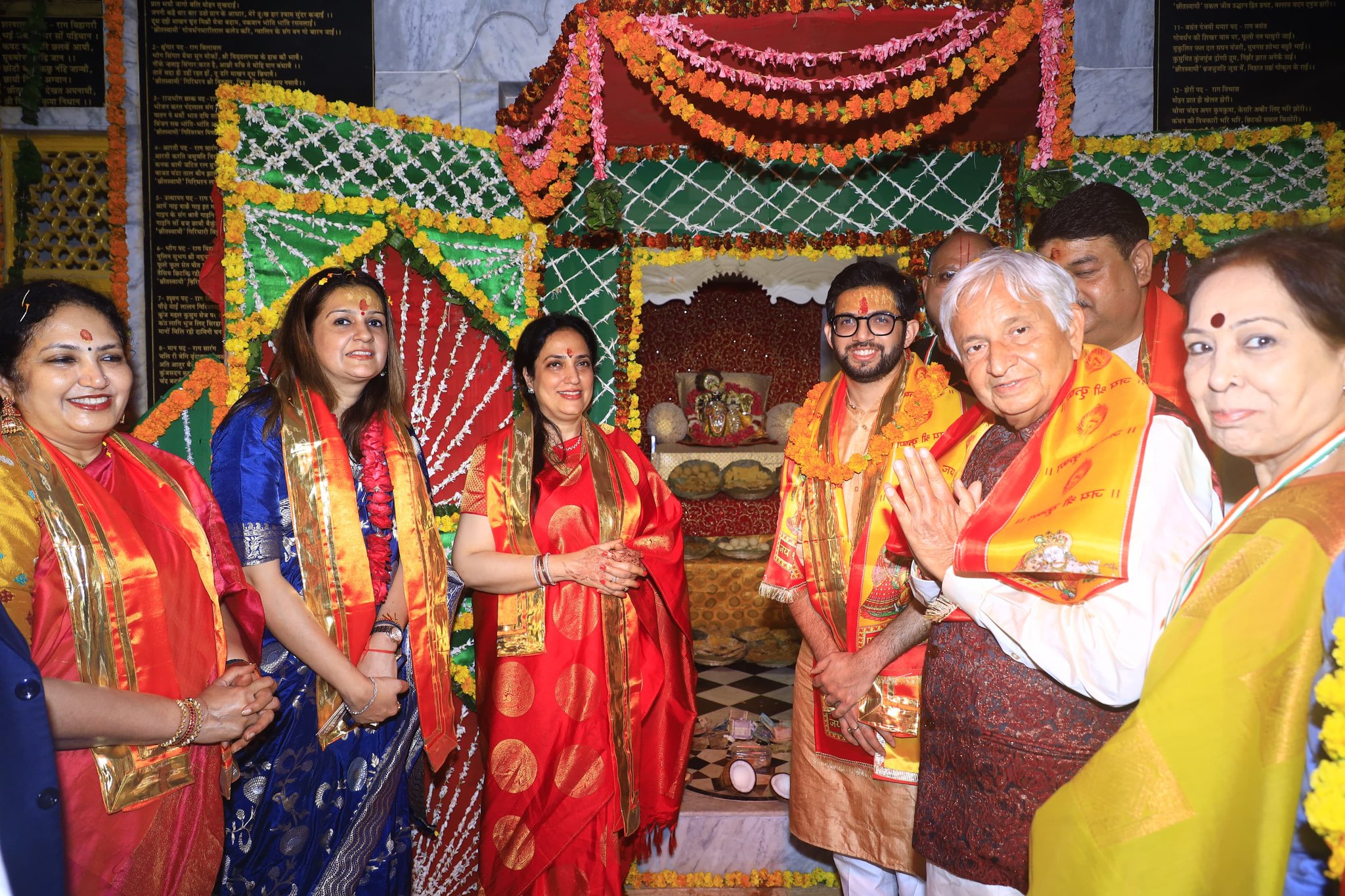Thackeray Jr. unveils 500-year old renovated temple in Mathura - PUNE.NEWS