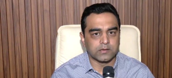 Learjet Crash Investigation Underway as Experienced Pilots and Official ...