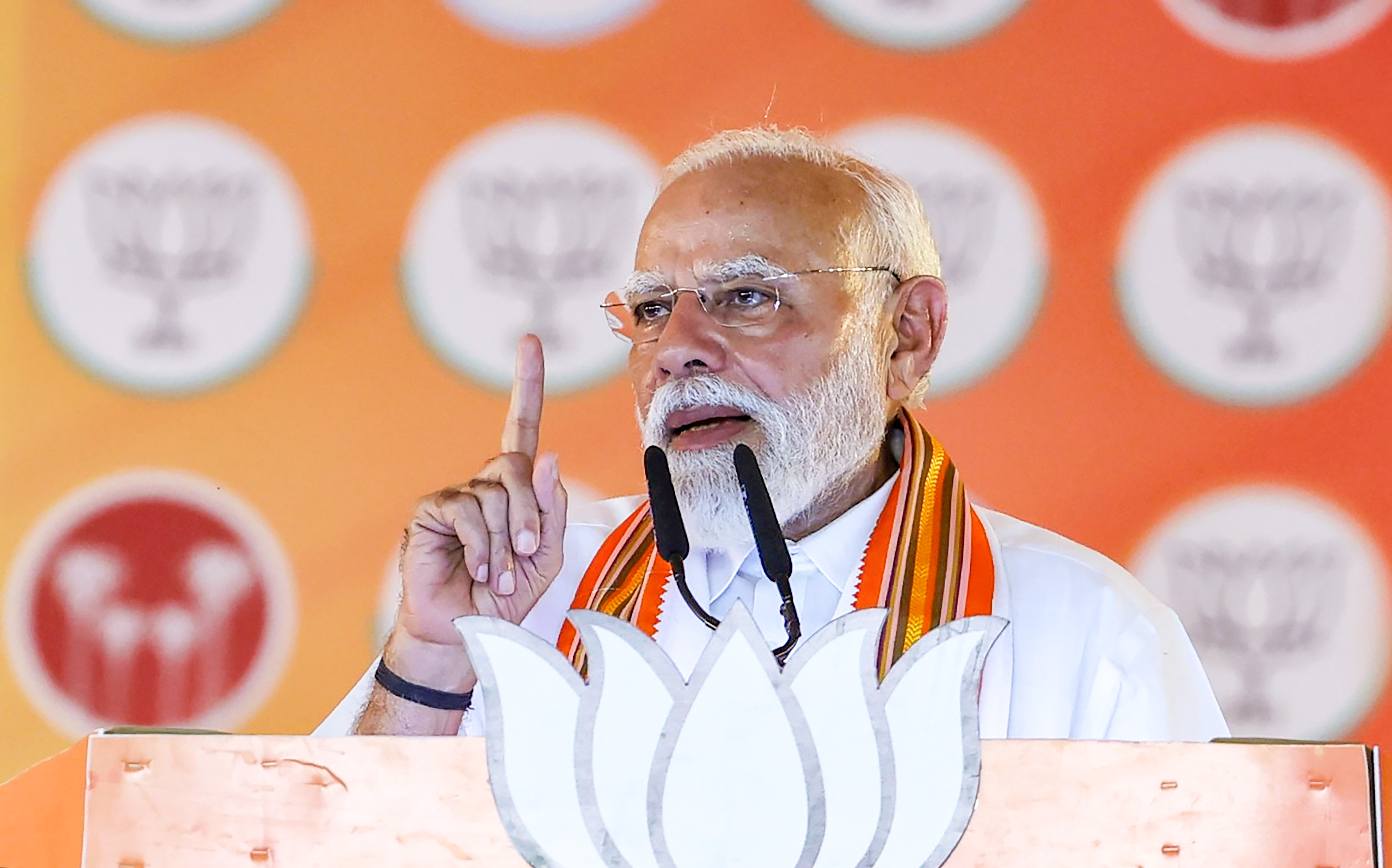 PM Modi Says Kerala Ready for Change, Targets LDF and UDF in Rally ...