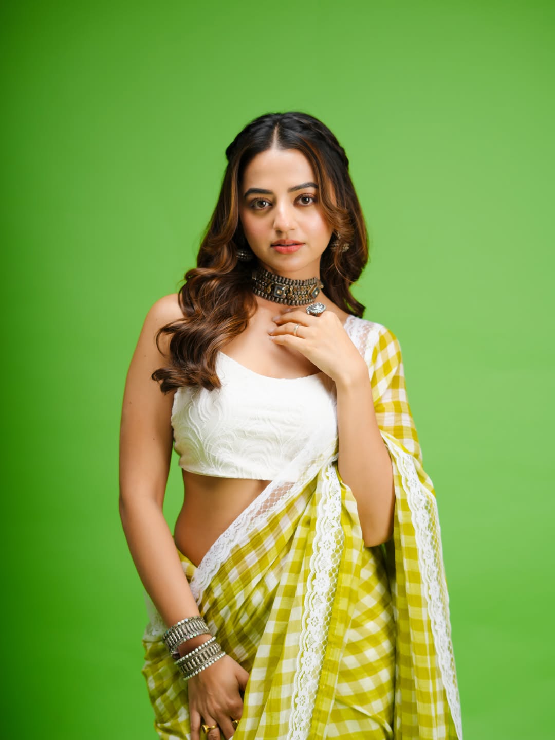 Helly Shah Opens Up About Breaking Comfort Zone with OTT Debut in ...
